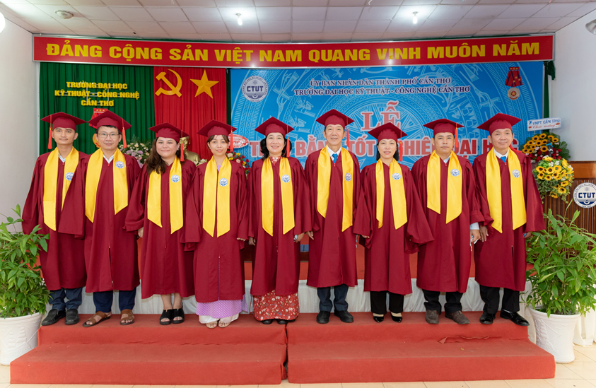 Trường Đại học Kỹ thuật - Công nghệ Cần Thơ