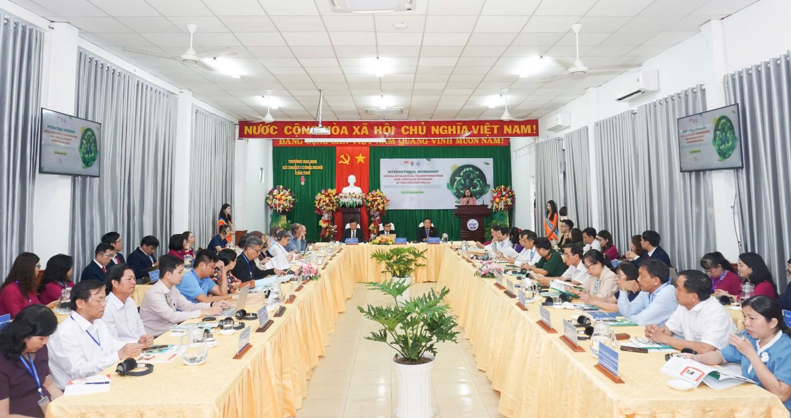 Trường Đại học Kỹ thuật - Công nghệ Cần Thơ